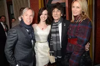 Tommy Hilfiger Sally Humphreys Ronnie Wood y Dee Hilfiger