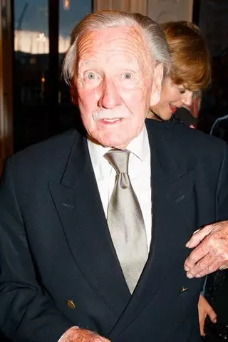 Leslie Phillips