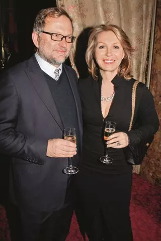 Nick Jones ແລະ Kirsty Young