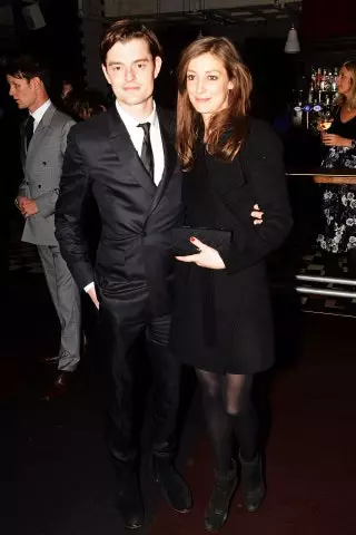 Sam Riley y Alexandra María Lara