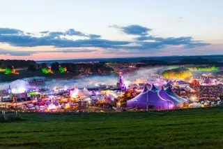 Matterley Estate Hampshire 10'daki Boomtown 14 Ağustos 2022 Hampshire'daki Matterley Malikanesi'nde düzenlenen Boomtown,...