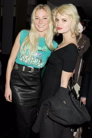 Clara Paget og Pixie Geldof