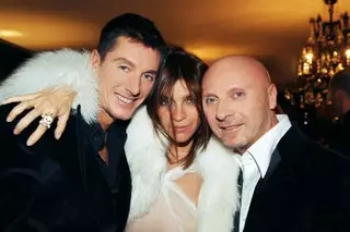 Stefano Gabbana Carine Rotifeld ja Domenico Dolce