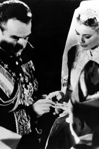 Prince Rainier III kanye noGrace Kelly