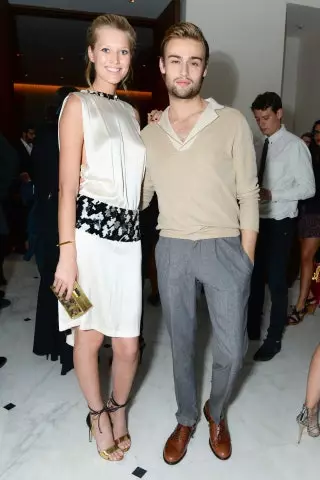 UToni Garrn kunye noDouglas Booth