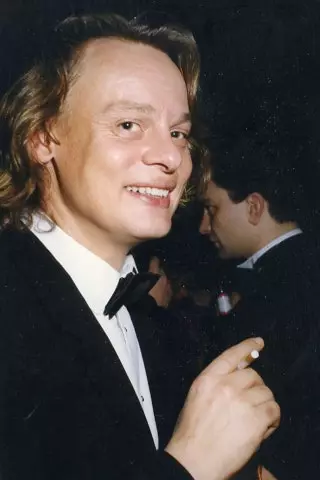 Martin Clunes