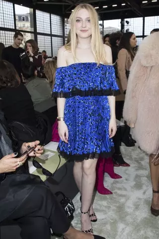 Dakota Fanning ຢູ່ Valentino AW18