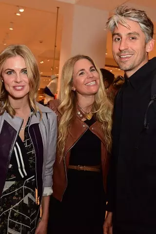 Donna Air Elizabeth Hoffman və George Lamb