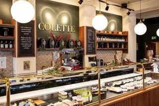 Colette Αυτή η παραδοσιακή και ντελικατέσεν της Fulham Road είναι αγαπητή στο σετ της Chelsea που είναι γνωστή για την εκτέλεση παρηγορητικών...