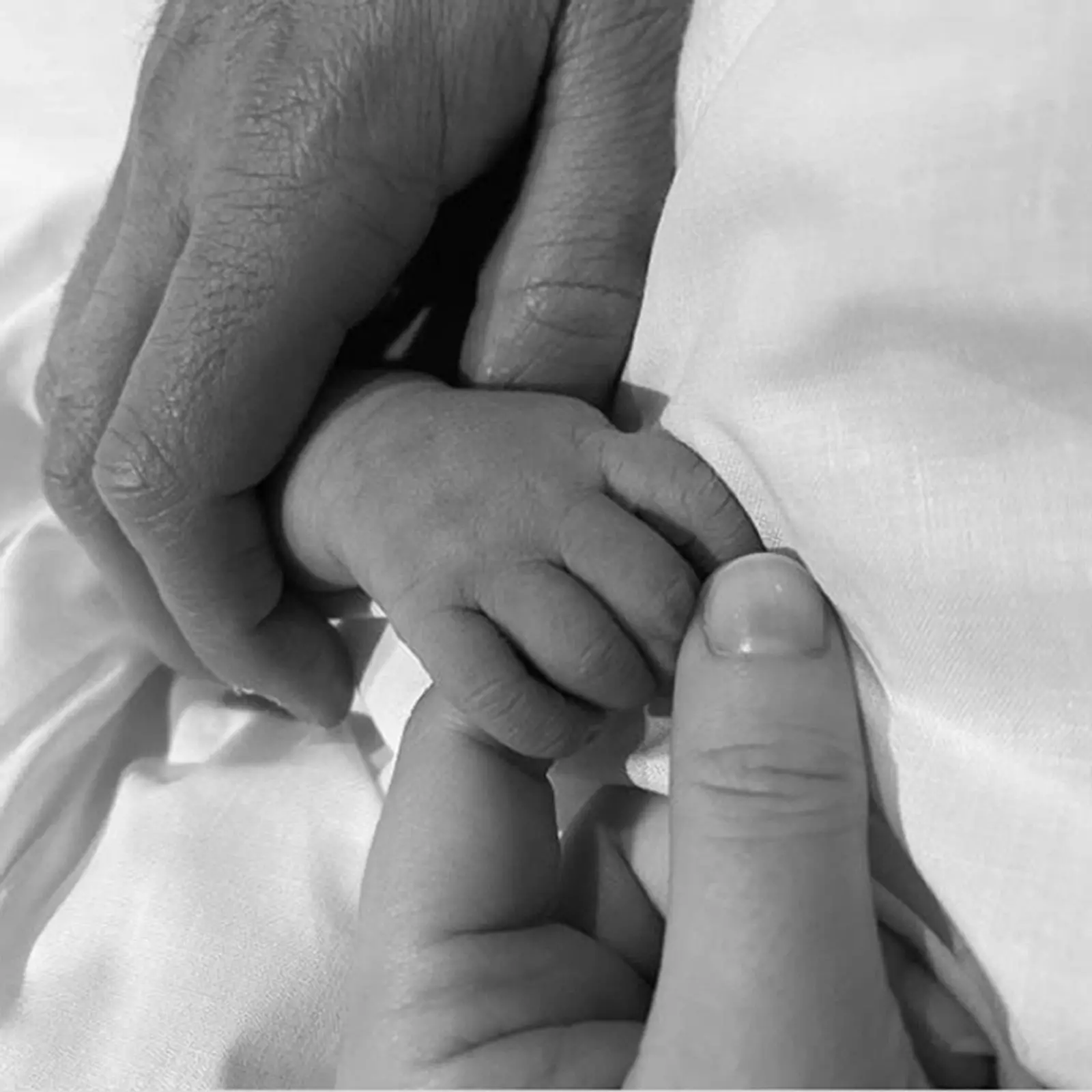 Princesa Eugenie e Jack Brooksbank com seu novo bebê